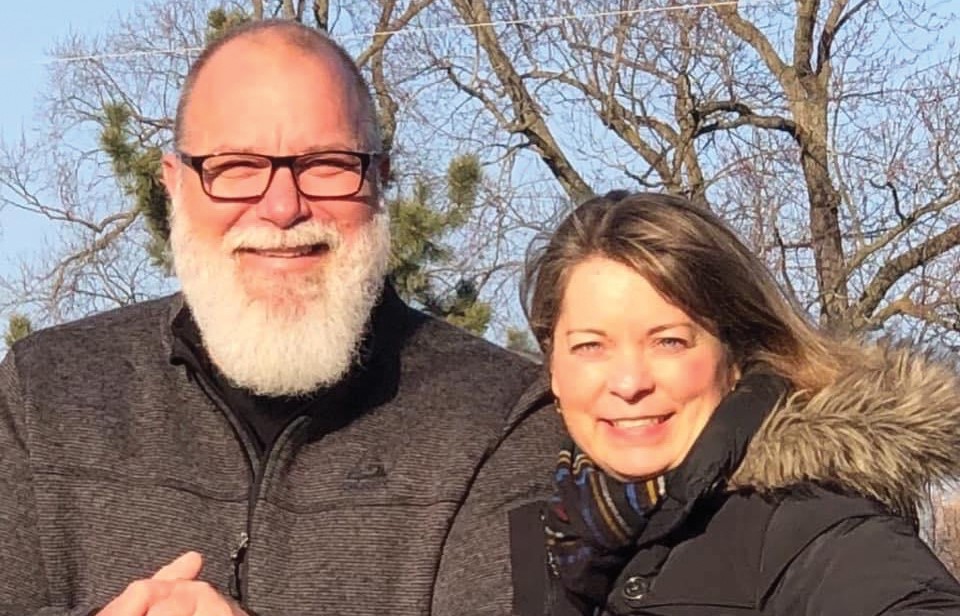 Sidebar: "Hey, I Know the Lindseys!" - Ethnos360