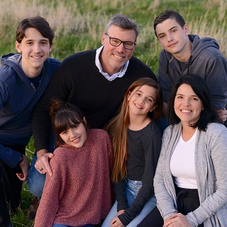 Stefan and Sharon Kern - Ethnos360